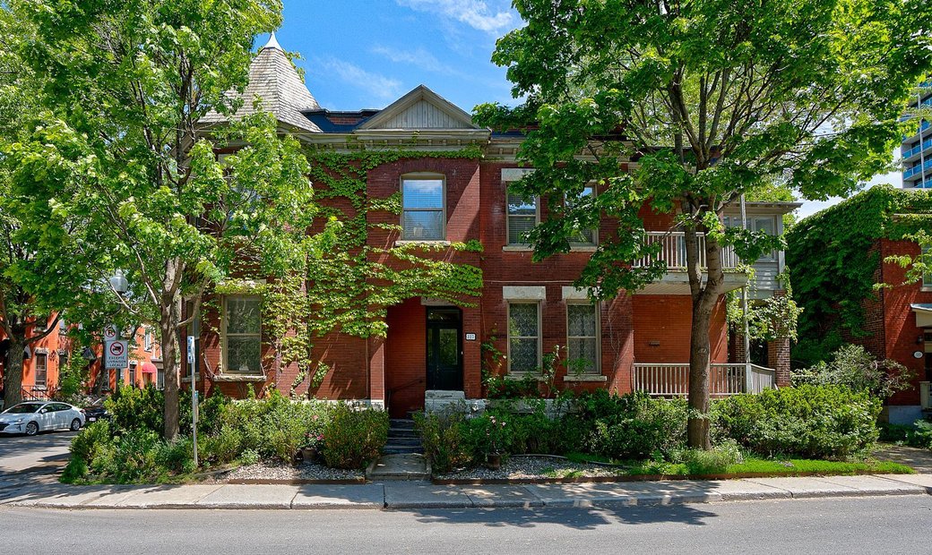 Westmount, Québec In Westmount, Quebec, Canada For Sale (15293842)