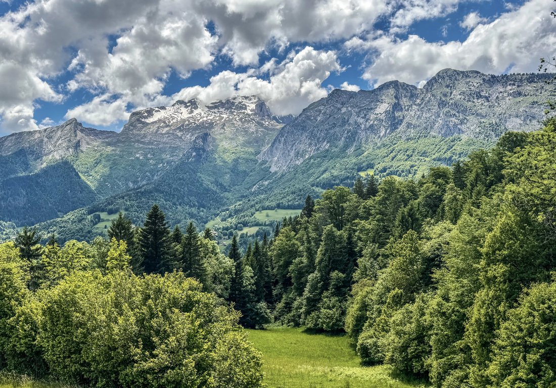 Individual Chalet In A Preserved In Thônes, Auvergne Rhône Alpes ...