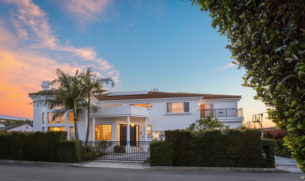 1957 Linda Flora Dr In Los Angeles, California, United States For Sale ...