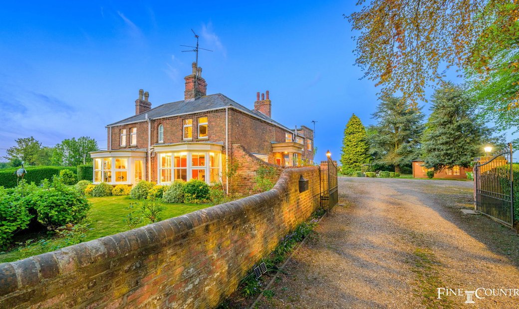 7 Bedroom Detached House For Sale In In Holbeach Hurn, England, United ...