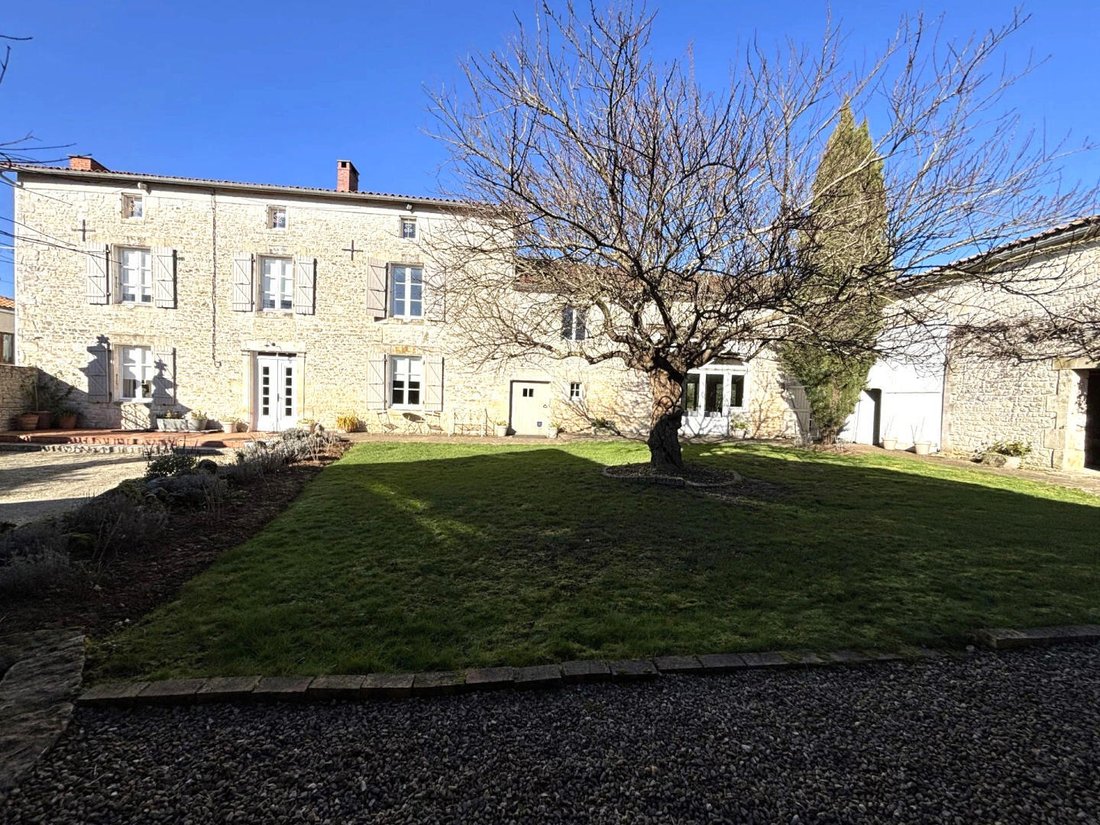 Beautiful Old Stone 4 Bed In Aunac Sur Charente, Nouvelle Aquitaine ...