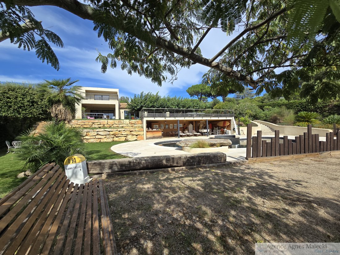 Near Gigaro Beaches, In La Croix Valmer, Provence Alpes Côte D'azur ...