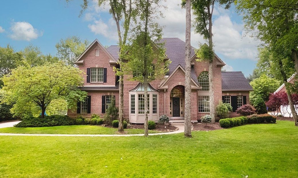 Pristine Provincial Style Home In In Gibsonia, Pennsylvania, United ...