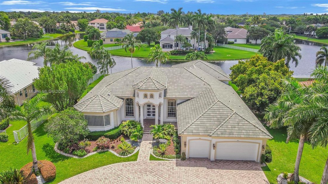 Exceptional Home In Stonebrook Estates In Davie, Florida, United States ...