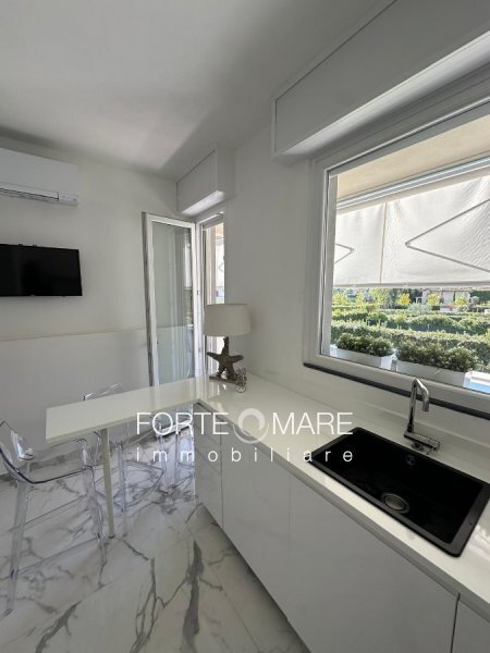 Apartment For Sale In Forte Dei Marmi, Tuscany, Italy For Sale (15744375)