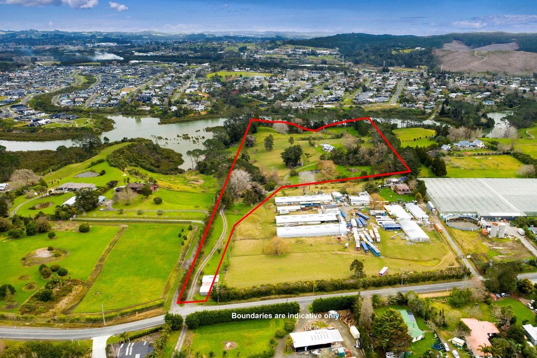Expansive Lifestyle Property In Riverhead, Auckland, New Zealand For ...