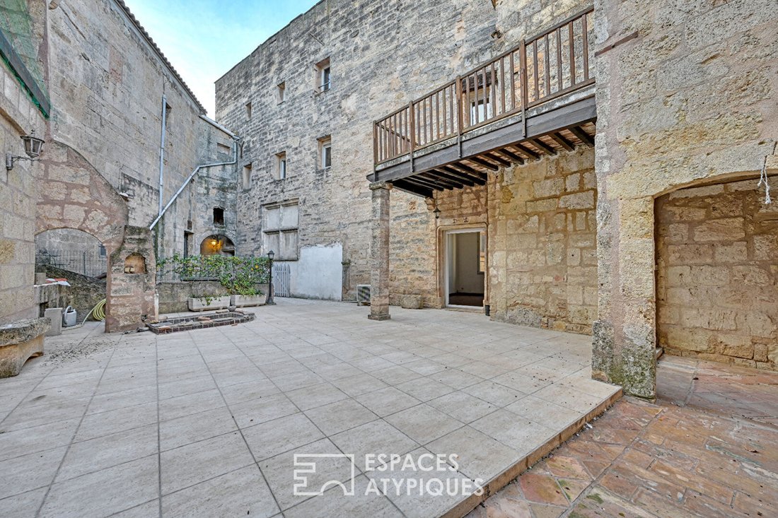 A 15th Century Bourgeois House Divided Into Two In Poussan, Occitanie ...