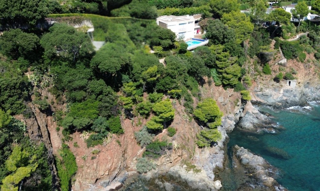 Waterfront Property Near In La Croix Valmer, Provence Alpes Côte D'azur ...
