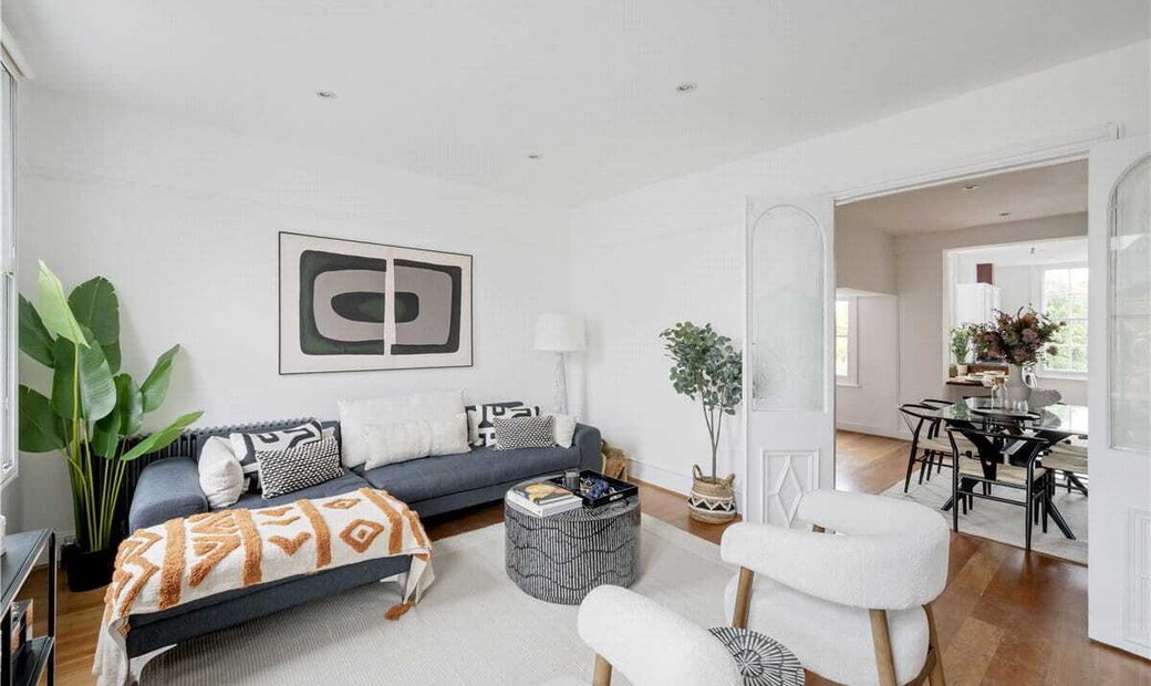 Trinity Road, Wandsworth Common Sw17 In London, England, United Kingdom ...