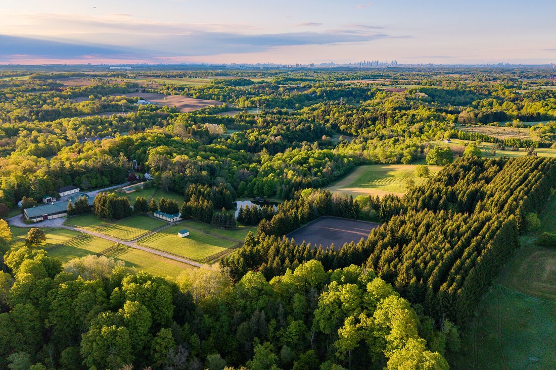 Spectacular Estate In King In King City, Ontario, Canada For Sale ...