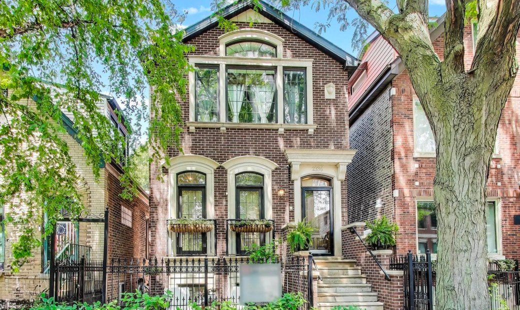 Single Family Home/House Chicago United In Chicago, Illinois, United ...