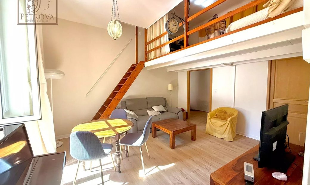 Nice Apartment In Nice, Provence Alpes Côte D'azur, France For Sale ...
