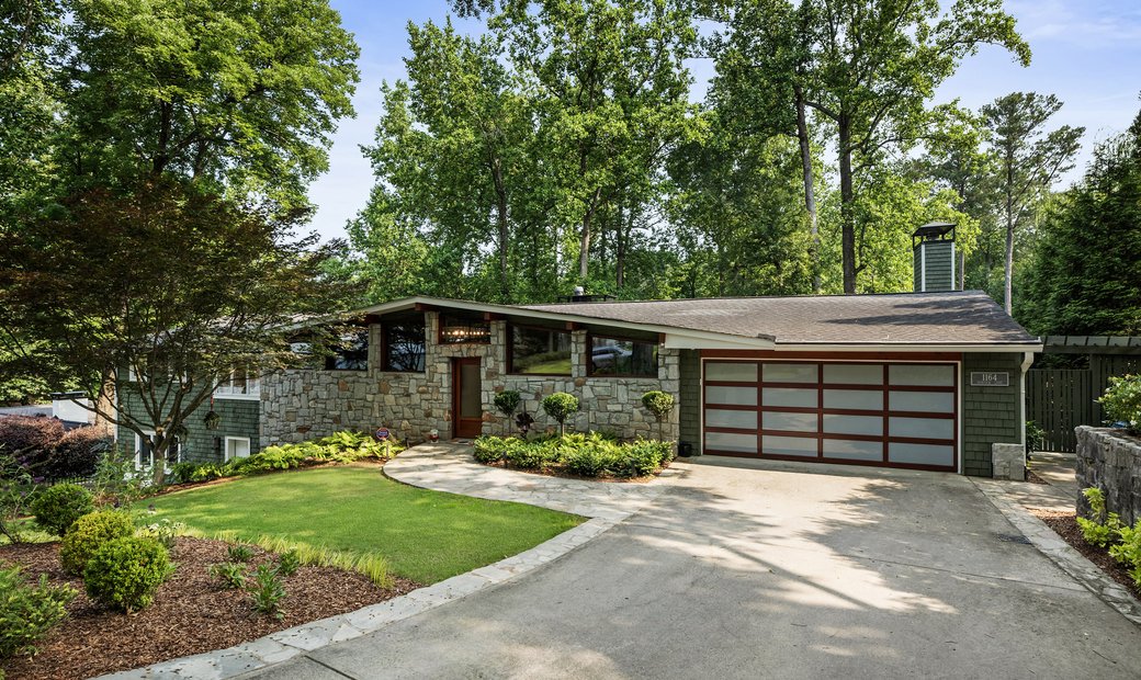 Luxurious Mid Century Modern Home With In Atlanta, Georgia, United ...