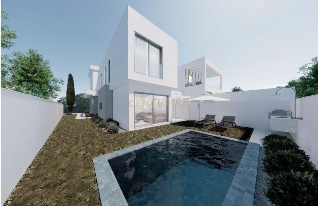 Villa Almada Portugal In Charneca De Caparica E Sobreda, Setubal ...