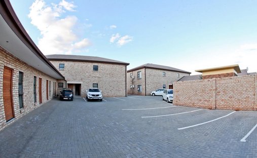 Luxury homes for sale in Cassandra, Kimberley, Northern Cape, South ...
