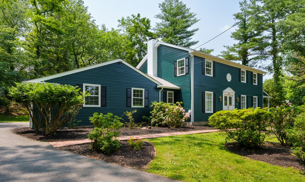 Mountain View Colonial With Thoughtful Updates In Ewing, Nj, United ...
