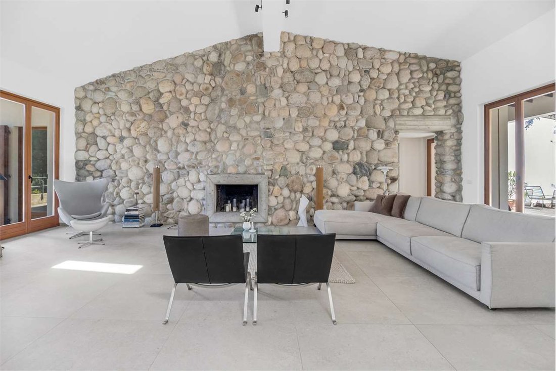 Villa Lierna Sur Le Lac De Côme Avec Jardin Et Dans Lierna, Lombardie ...