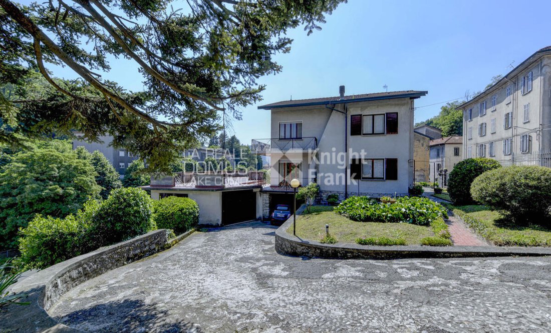 Indipendent House With Garden And Cellar In Camnago Volta, Como ...