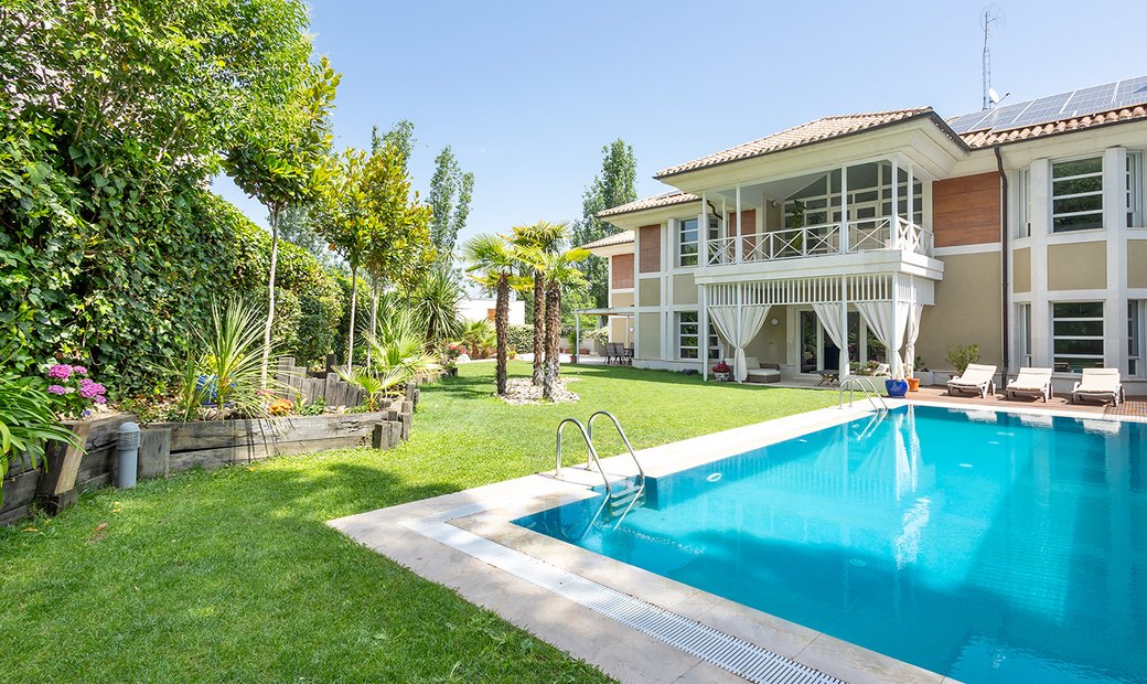 Luxury Chalet In Mirasierra In Fuencarral El Pardo, Madrid, Spain For ...