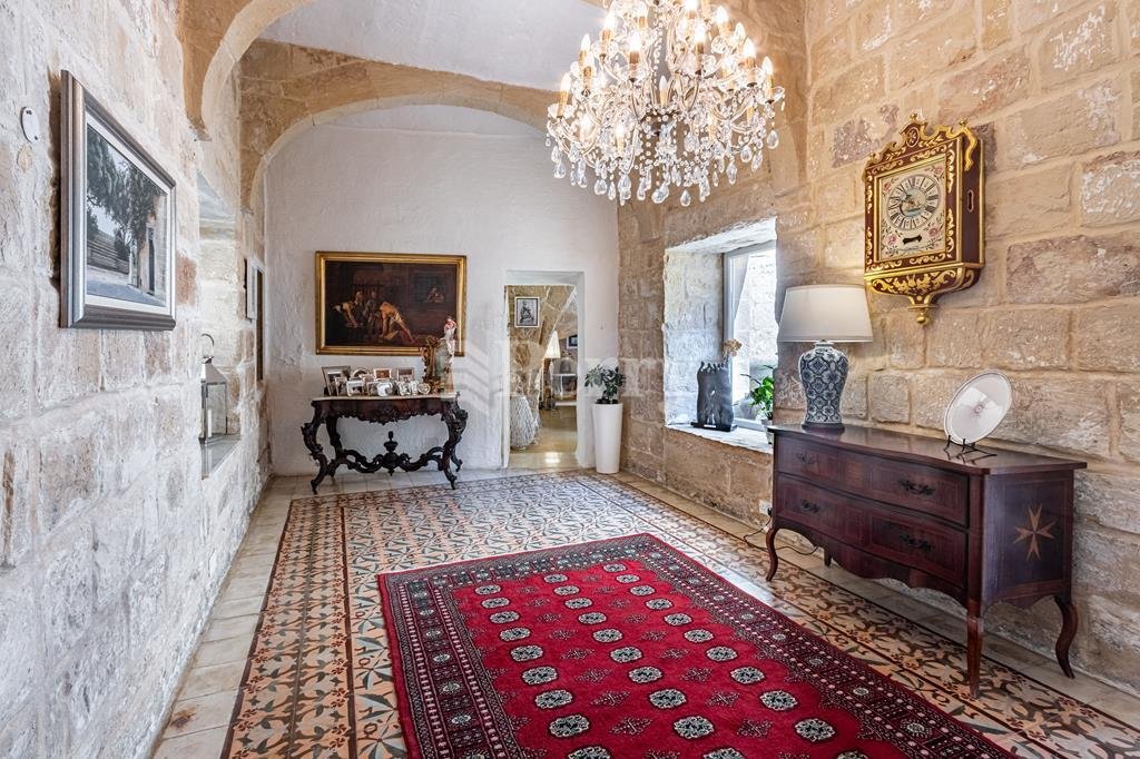 A Renovated House Of Character With Wonderful Architectural In Attard ...