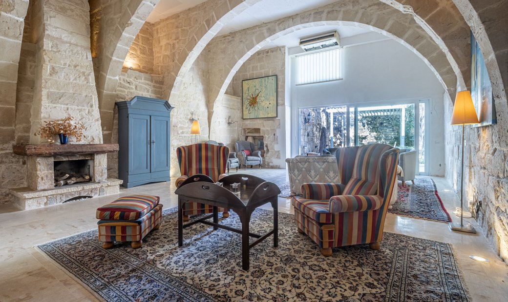 A Renovated House Of Character With Wonderful Architectural In Attard ...
