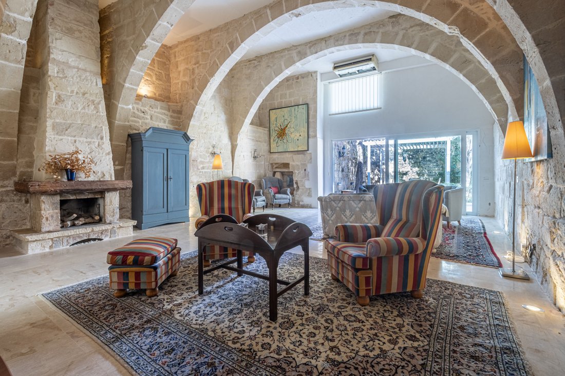 A Renovated House Of Character With Wonderful Architectural In Attard ...