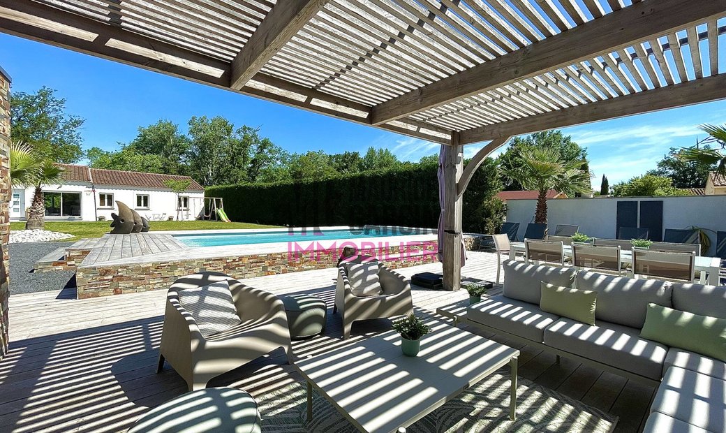 Le Thor House In Le Thor, Provence Alpes Côte D'azur, France For Sale ...