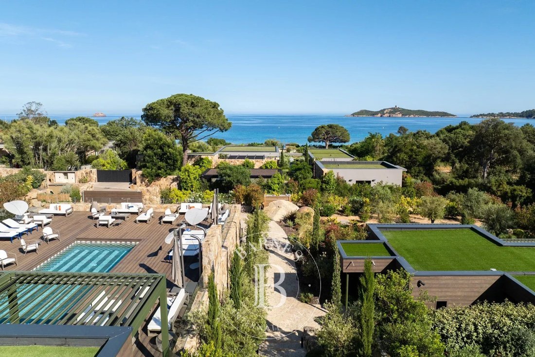 Caramontino, Villa Hotel With Sea View, 8 In Porto Vecchio, Corsica ...