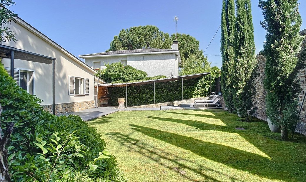 Detached Single Story Villa In En Colmenar Viejo, Comunidad De Madrid ...