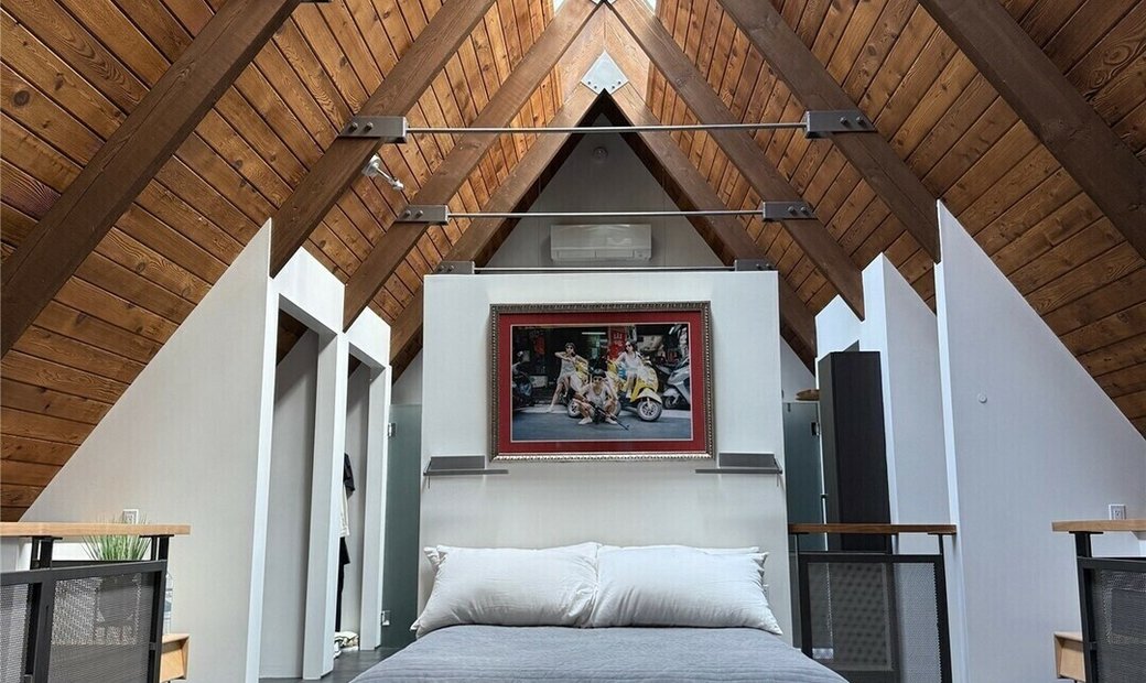 Dramatic Steel And Glass A Frame In Issaquah, Washington, United States ...