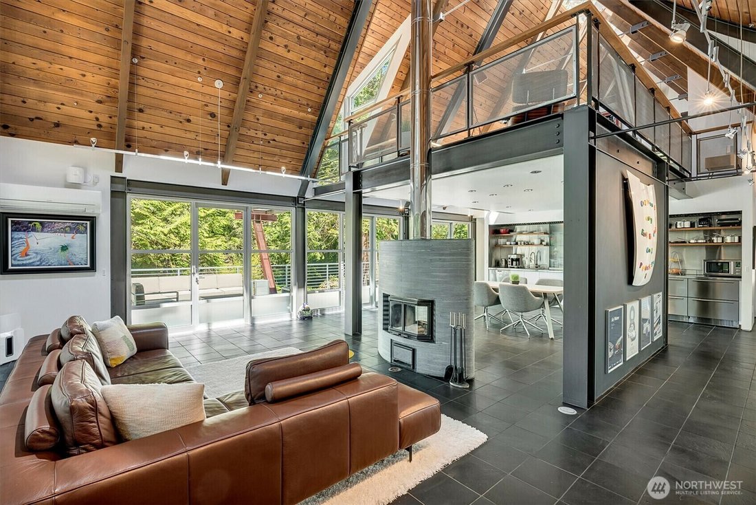 Dramatic Steel And Glass A Frame In Issaquah, Washington, United States ...