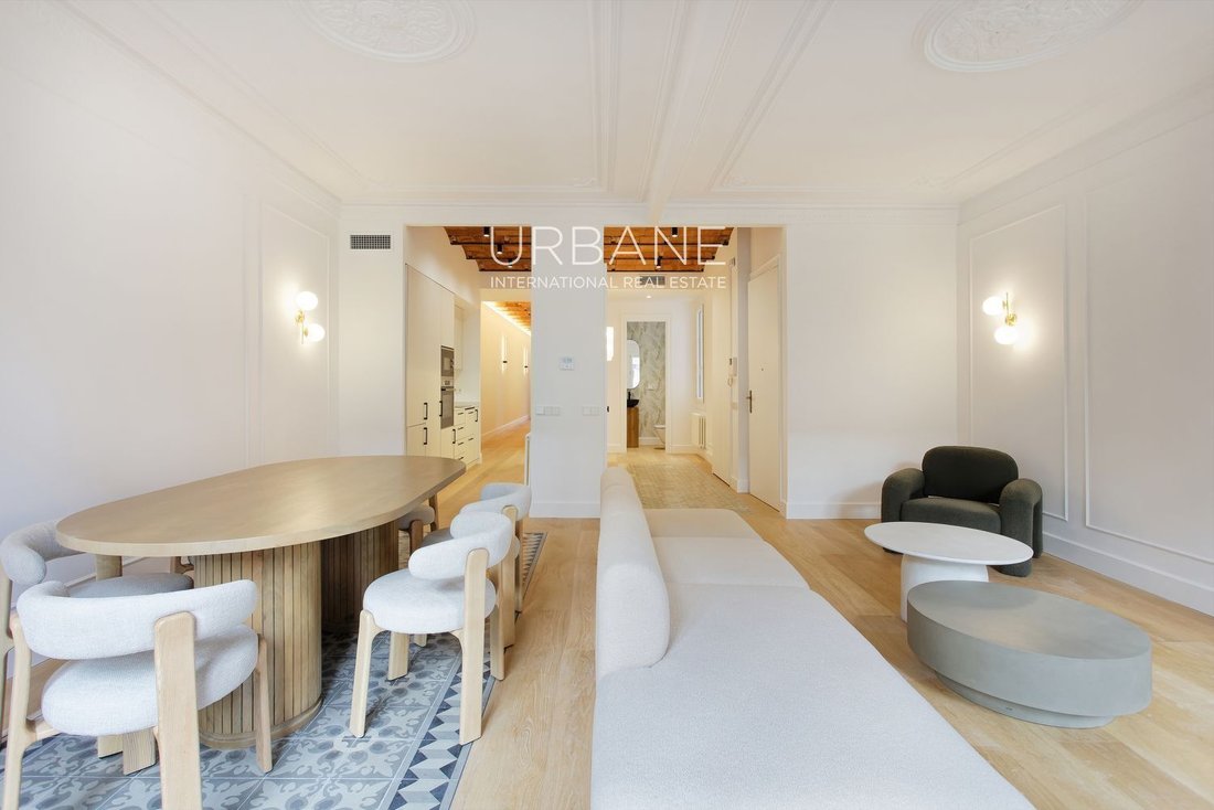 Barcelona Apartment In Eixample, Barcelona, Spain For Sale (15806644)