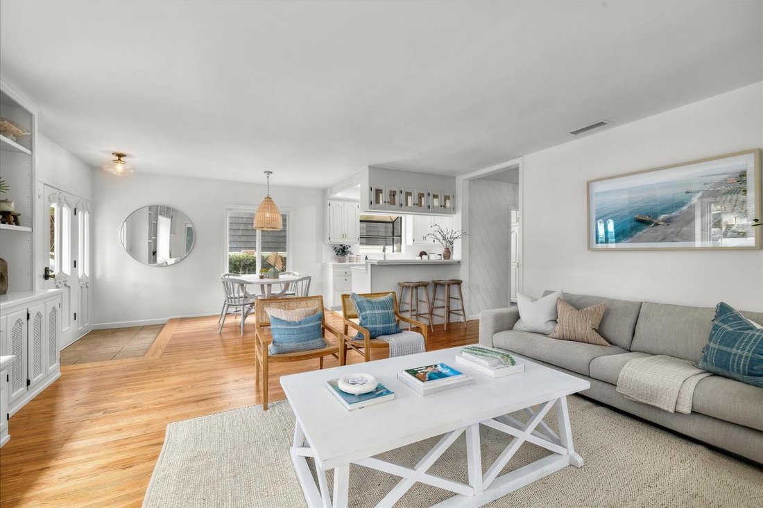 Timeless Tree Section Retreat In Manhattan Beach, Ca, United States For ...