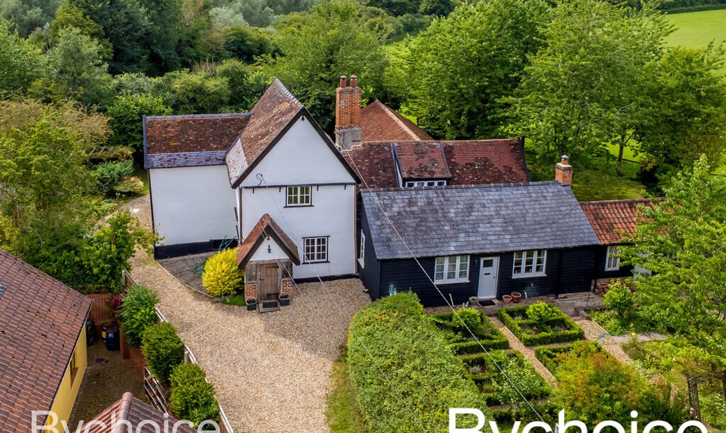 Discover The Charm Of Plough House And In Stansfield, England, United ...