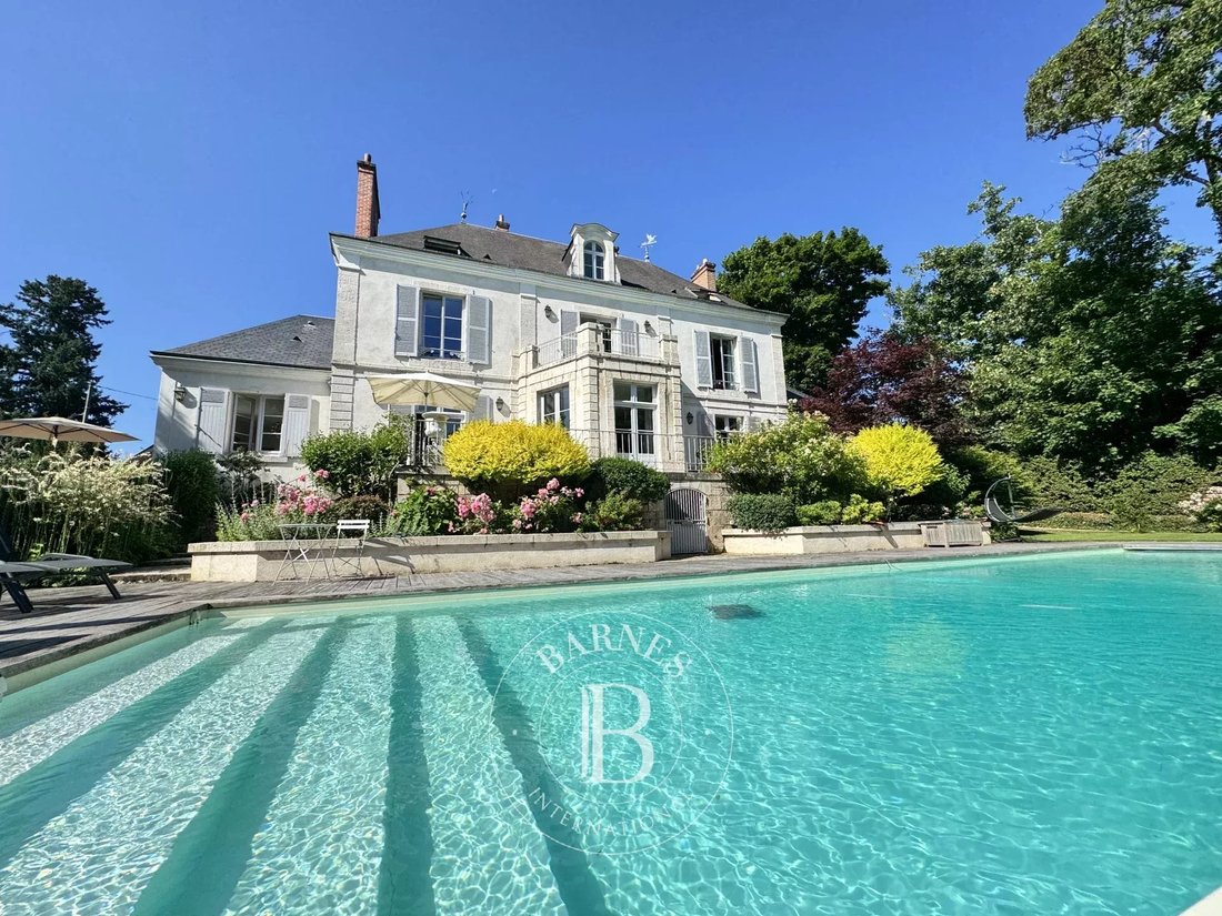Character House On The Banks Of The In Olivet, Centre Val De Loire ...
