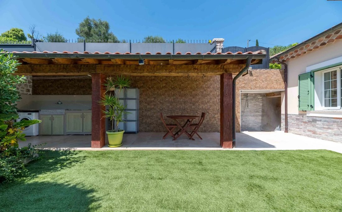 Falicon House In Falicon, Provence Alpes Côte D'azur, France For Sale ...