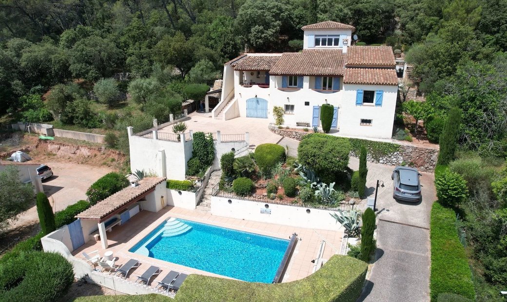 House Le Val In Le Val, Provence Alpes Côte D'azur, France For Sale ...