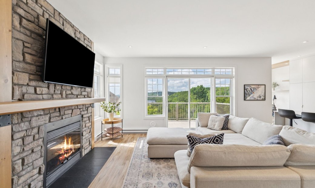 One Of The Most Beautiful Condos In Cap In Mont Tremblant, Quebec ...