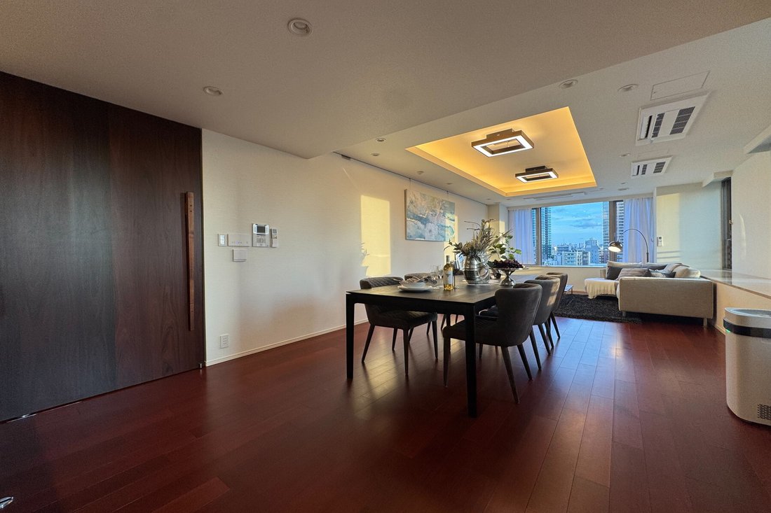 Azabudai Park House In Minato City, Tokyo, Japan For Sale (15812664)