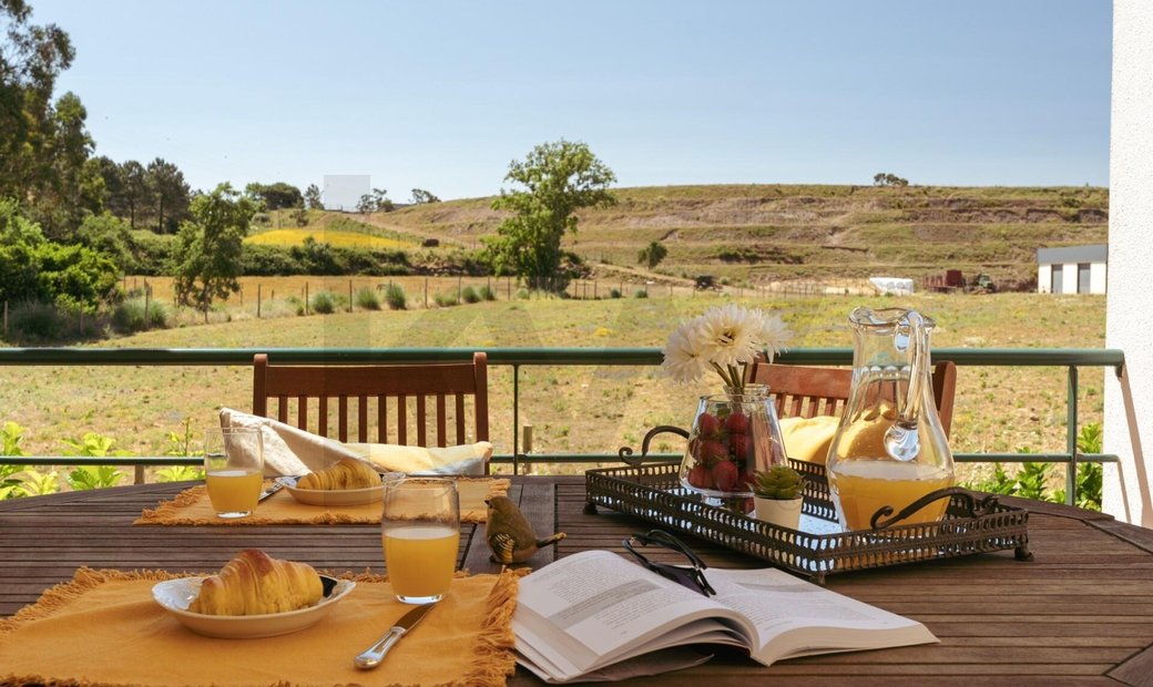 Mafra Town House In Mafra, Portugal For Sale (15819425)
