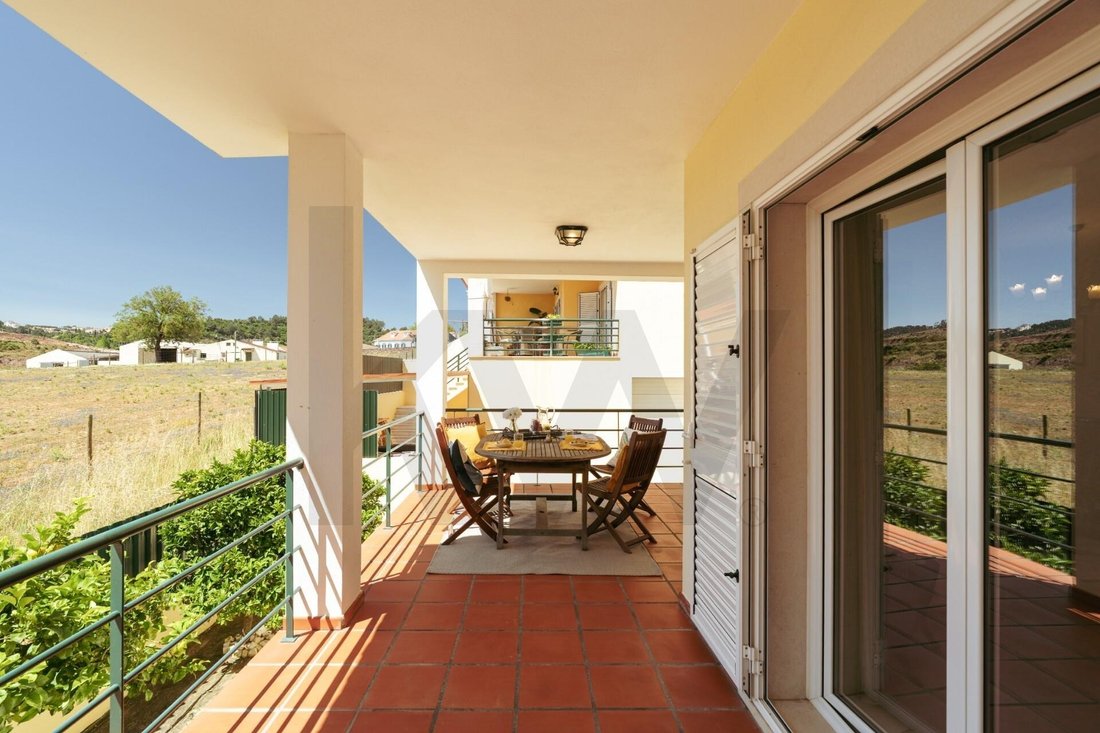 Mafra Town House In Mafra, Portugal For Sale (15819425)