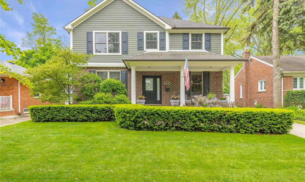 Beautiful Home In A Walkable In Birmingham, Michigan, United States For ...