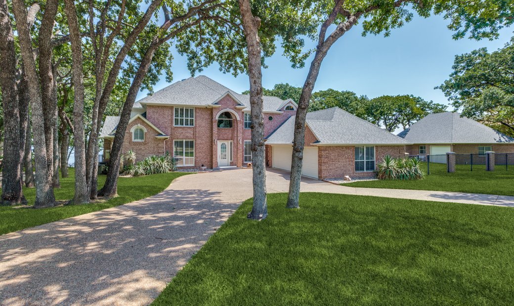Exceptional Lakefront Estate On 1.07 Acres With In Azle, Texas, United ...