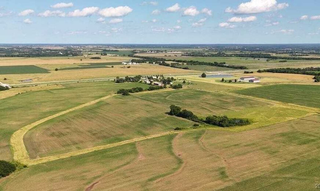 Versatile 190 Acres With Good Building In Buffalo, Missouri, United ...