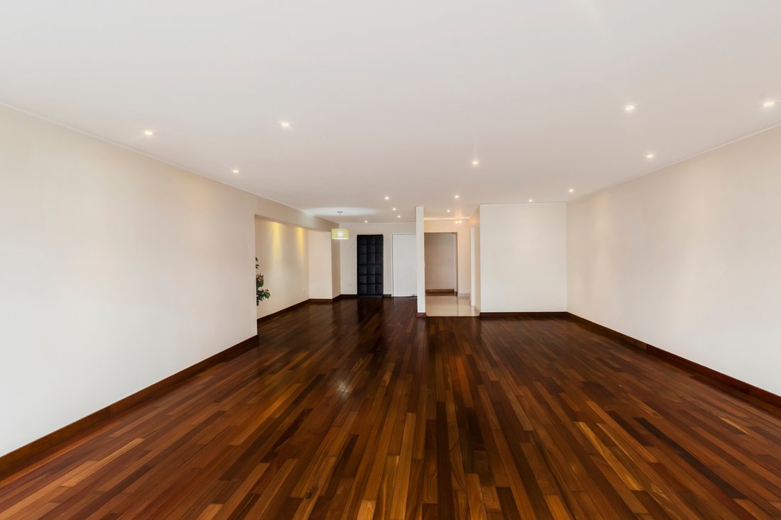 Exclusive Flat Apartment In Av. Basadre San In Lima, Callao Region ...