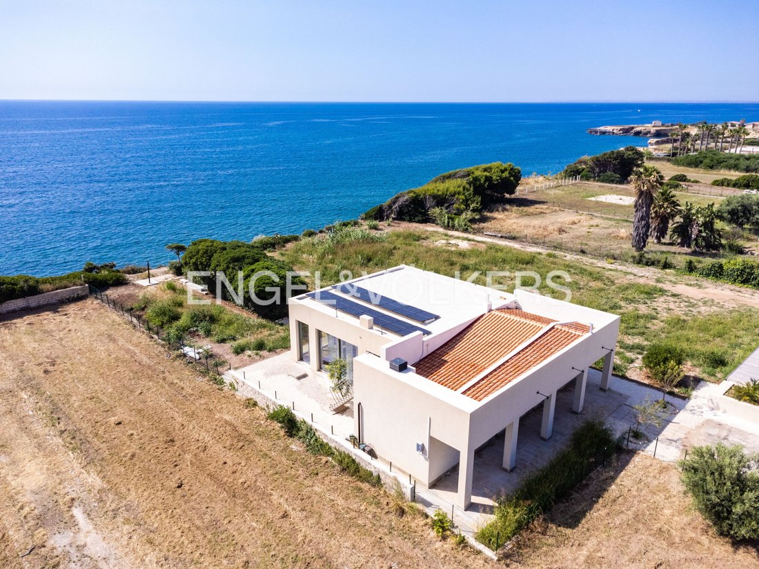 Design Villa Overlooking The Sea Of Avola In Gallina, Sicily, Italy For ...