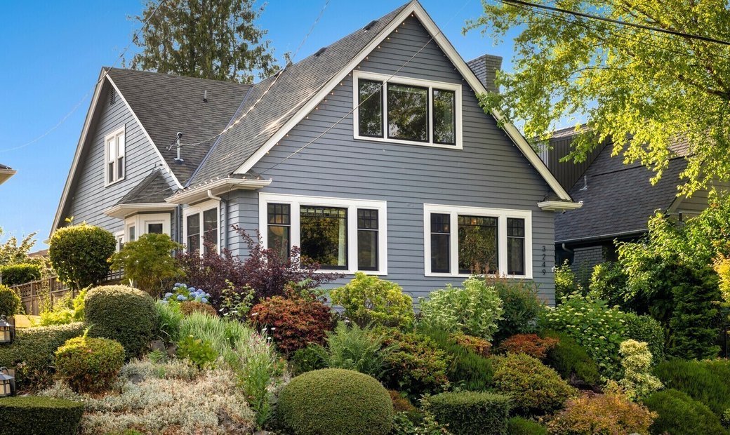 Beautifully Restored 1928 Craftsman In Seattle, Washington, United ...
