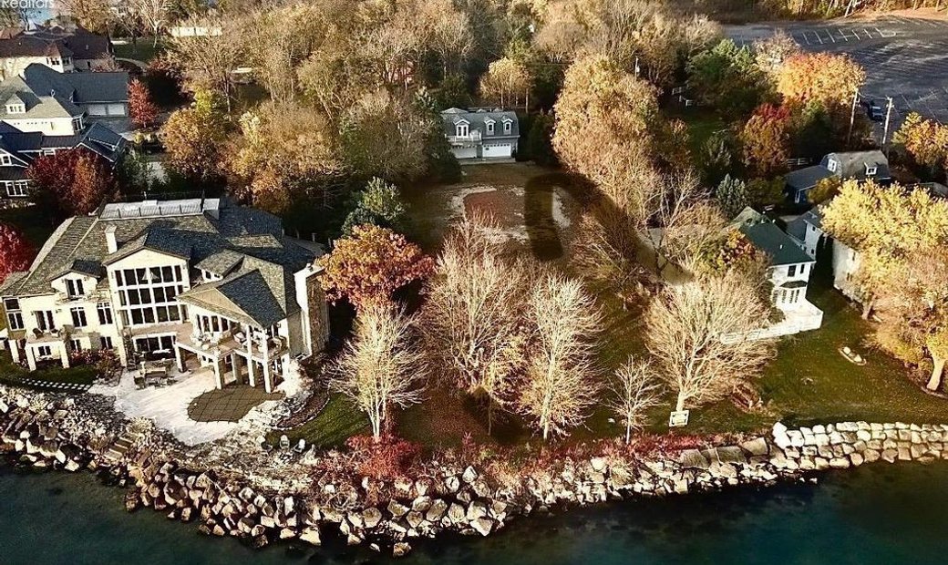 Sunset Paradise On Lake Erie Shoreline In Port Clinton, Ohio, United ...
