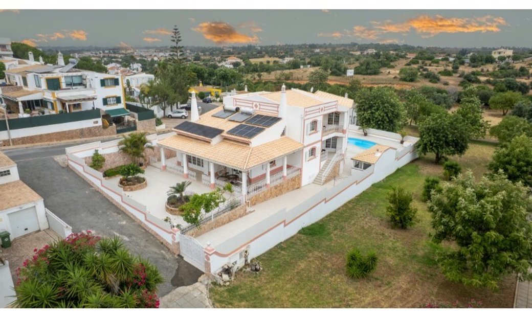 House 5 Bedrooms Duplex Sale Albufeira In Albufeira, Faro District ...