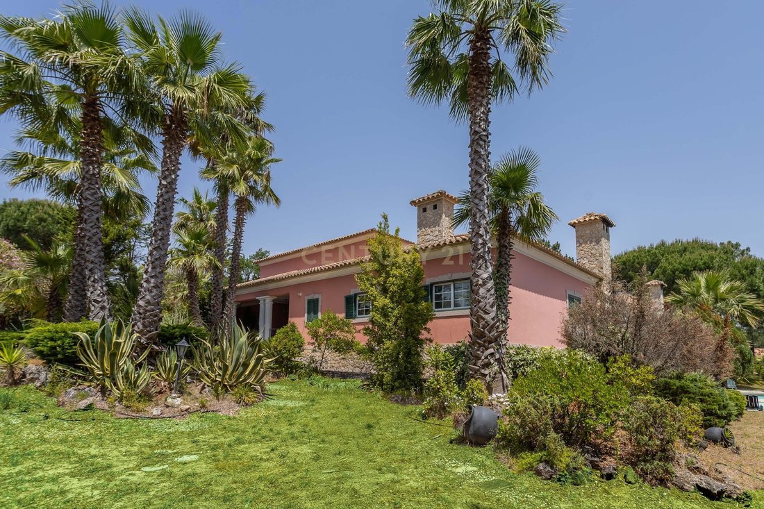 Moradia De Luxo Na Quinta Do Peru – 2 In Quinta Do Conde, Setubal ...